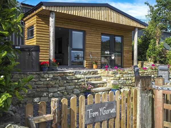 Trem Y Gorwel, Aberporth - Llangrannog