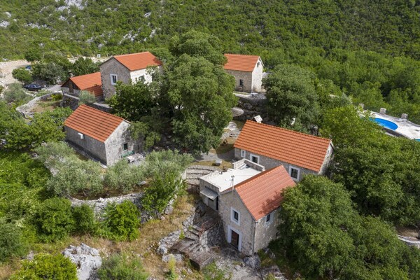 Rustical Resort Kokorići/shared Pool - One Bedroom - Makarska Riviera
