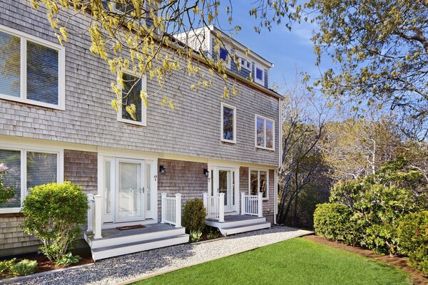 Serene Condo W/ Screened Porch, Next To Bike Path & Walking Distance To Town - Provincetown, MA