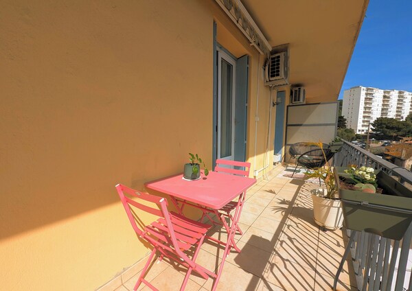 Family Apartment With Sea View - Bastia