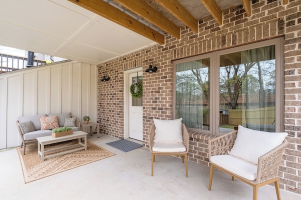 Kennesaw Charm Suite- 3 Min From Kennesaw, Private Entry & Pet Friendly! - Kennesaw, GA