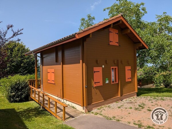 Les Volets Oranges - Saint-clement-de-vers - La Clayette