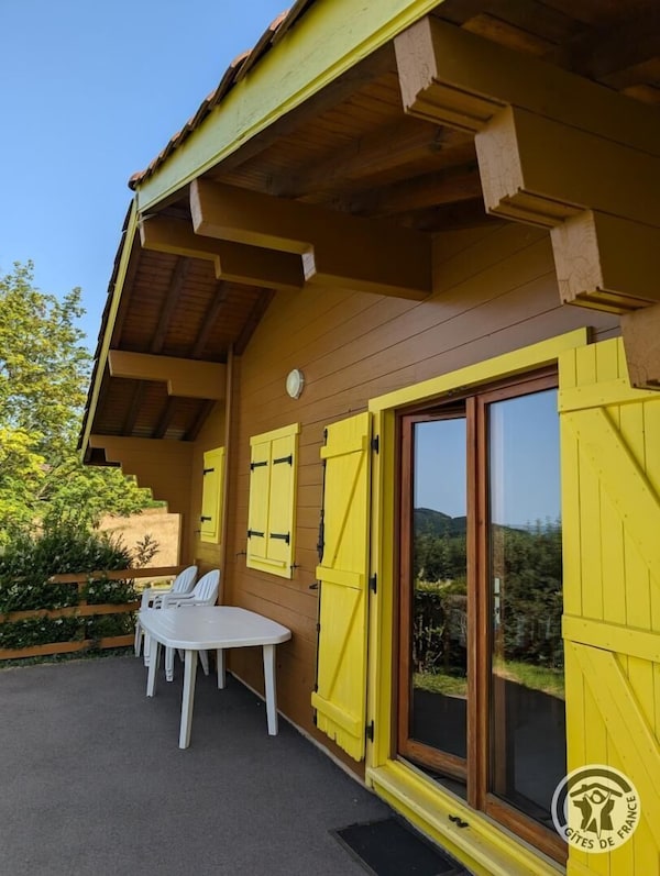 Les Volets Jaunes - Saint-clement-de-vers - La Clayette