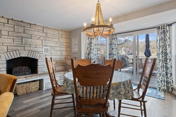Perfect Family House In Osage Beach With Expansive Deck, Private Dock, & Boat Slip - Lake Ozark, MO