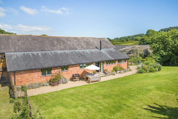 Battys Barn At Moorbath Farm - Dorset