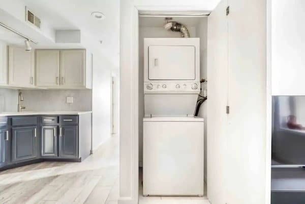 15 Minutes To Nyc+washer&dryer Onsite Parking - Weehawken