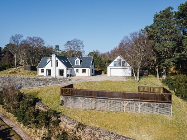 Drover's Lodge By Interhome - Loch Ness