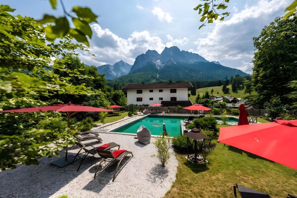 Apartment 'One Bedroom - 304' With Mountain View, Shared Pool And Wi-fi - Garmisch-Partenkirchen