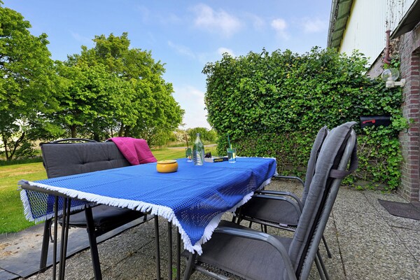 Ferienwohnung 'Norderoog' Mit Privatterrasse, Gemeinschaftsgarten Und Wi-fi - Pellworm