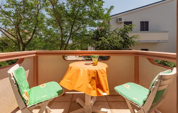 Beautiful Apartment In Mandre With Wifi - Novalja
