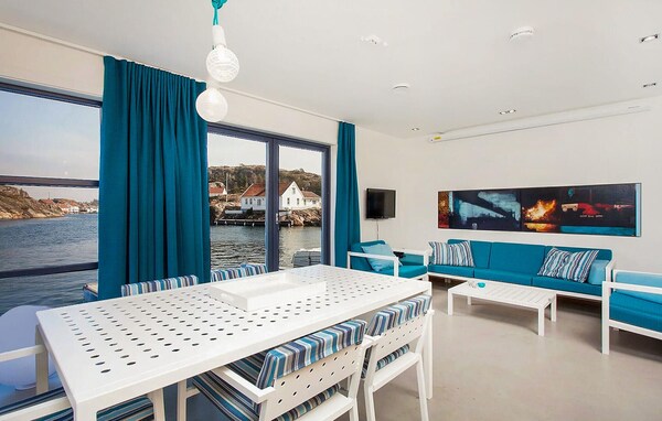 Awesome Home In Søgne With Wifi - Kristiansand