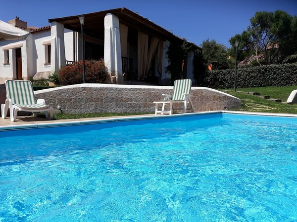 Comfortable House With Private Pool - Stintino