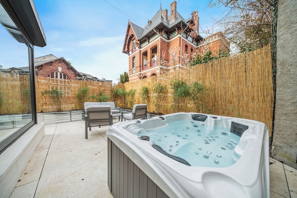Maison De Caractère De 1875, Entièrement Rénovée, Jacuzzi Privatif Et Terrasse. - Pont-à-Mousson