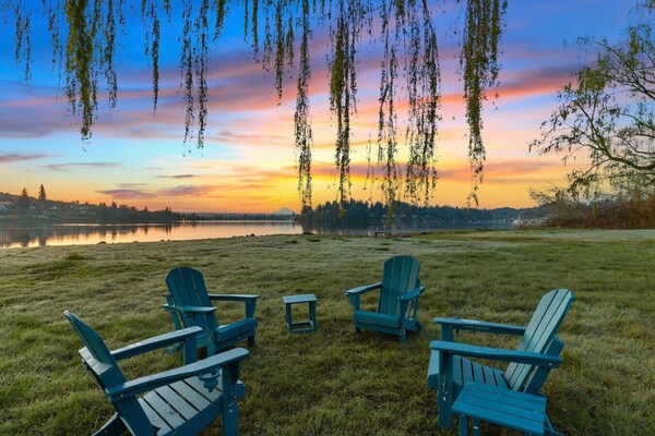 6b4b Oceanfront With Mt. Rainier Views @Bremerton - Port Orchard, WA