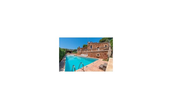 Amazing Home In Son Servera - Cala Bona, España