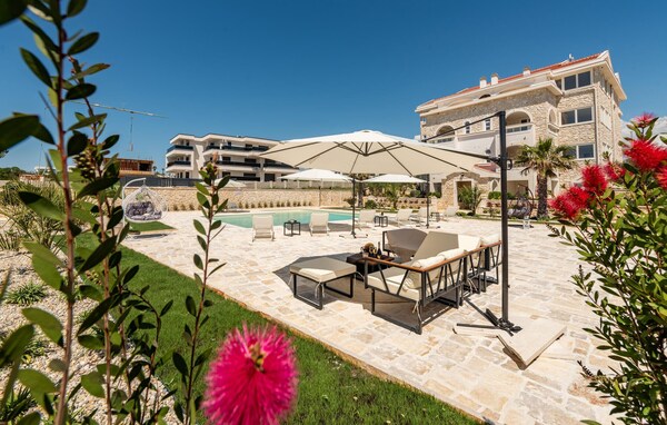 Cozy Apartment In Novalja - Novalja