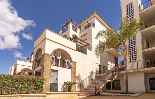 2 Bedroom Beautiful Apartment In Vera - Garrucha
