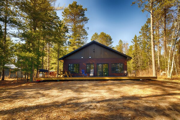 Modern 2-bedroom, With Ac, Fitness Room,\n &Indoor Basketball Hoop In Side Lake. - McCarthy Beach State Park, Side Lake
