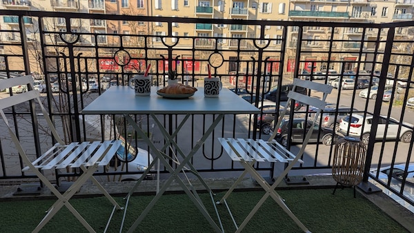 Appartement Proche De Disney Et Paris, Parfait Pour Une Famille De 4 Personnes - Bussy-Saint-Georges