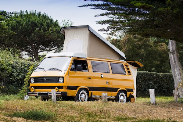 Location Combi Vw Vintage Aménagé Tout Confort îLe Oléron Au Bord De L'eau 4 à 6 - Saint-Trojan-les-Bains