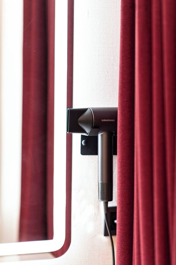 Superior King Room  Calm & Stylish Stay - Ulus