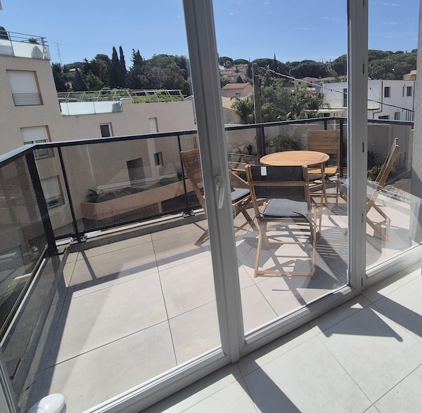Apartment With Terrace Near The Beach - Cavalaire-sur-Mer