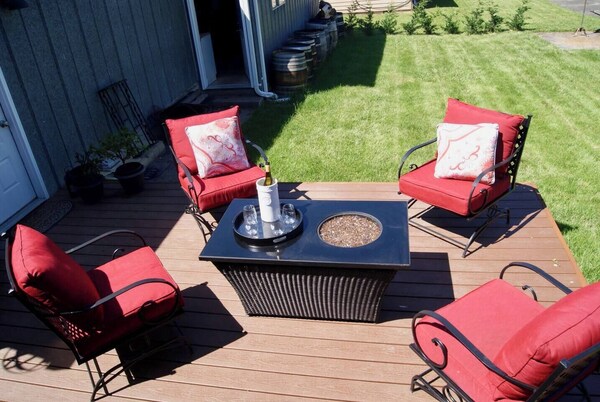 A Cozy Carlton Getaway - Carlton, OR