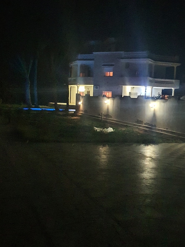 Spacious Villa 6-bedroom Chateau In Kerkennah - Tunis