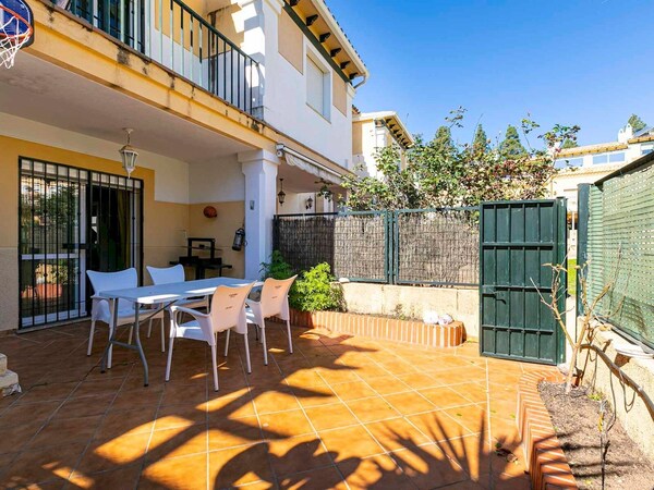 Modern Apartment In Marbella With Pool And Balcony | Pass The Keys - Marbella