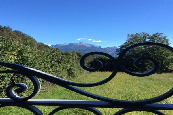 Baita Immersa Nel Verde, Grandola Ed Uniti, Italy - Bellagio