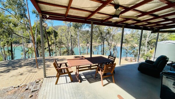 Taylor Bay Cabin - Lakeview - Eildon