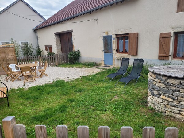 Maison De Campagne Avec Spa Privatif Animaux Acceptés - Bourgogne-Franche-Comté