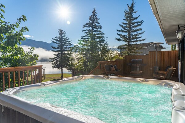 Aurora | Game Room | Hot Tub | Mountain/lake Views - Invermere