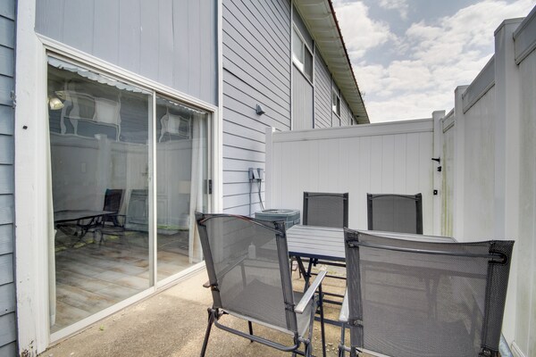 Near Beach & Casinos: Biloxi Condo W/ Pool Access - Harrah's Gulf Coast