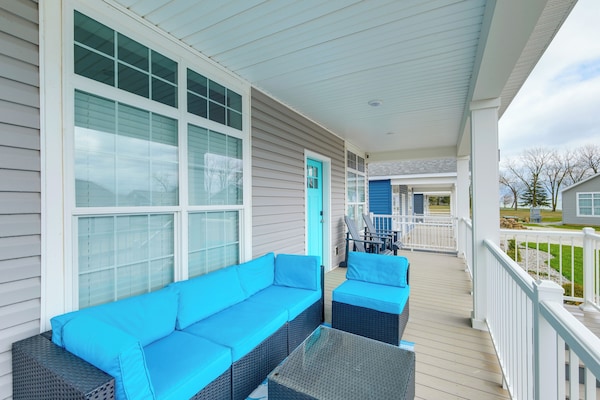 Steps To Lake Erie & Beach: Baypoint Resort Home! - Ohio