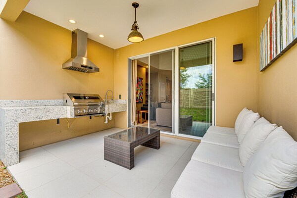 < 2 Mi To Wdw Attractions: Luxe Family Getaway! - Four Corners, FL