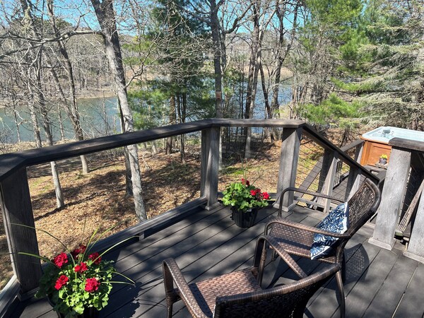 Waterfront 3-br House W Hot Tub: Kayak/canoe Up The Tidal River To Pleasant Bay! - Orleans, MA