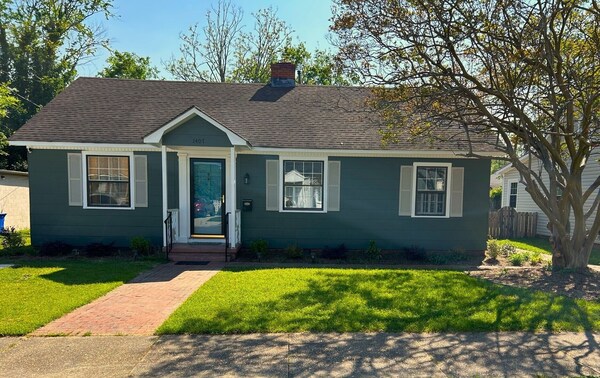 Charming 3-bedroom Cottage In Fayetteville With Ac, Wifi - North Carolina
