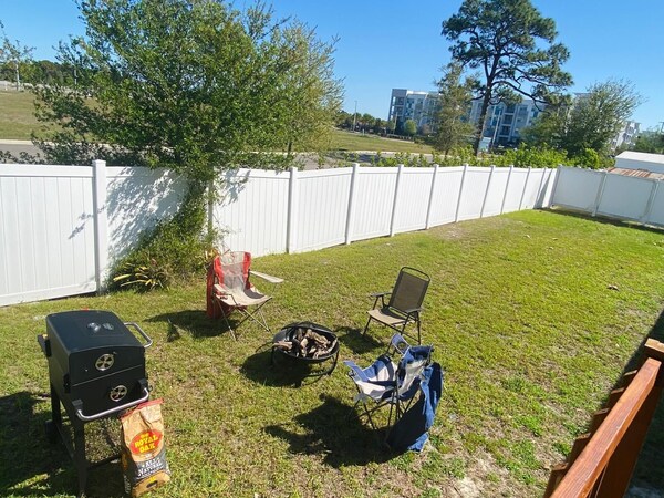 New! 3/2 House: 10 Min Beach, 50 Min Space Center - Palm Bay
