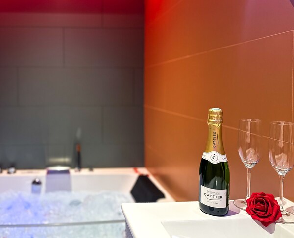 Emotion Jacuzzi Vieille Ville - Annecy