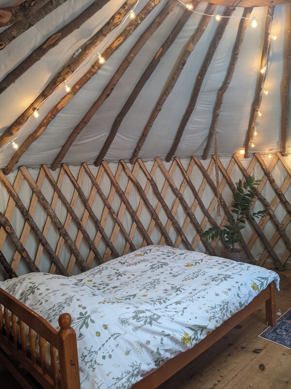 Rustic Farmstay In A Cozy Yurt - Maine