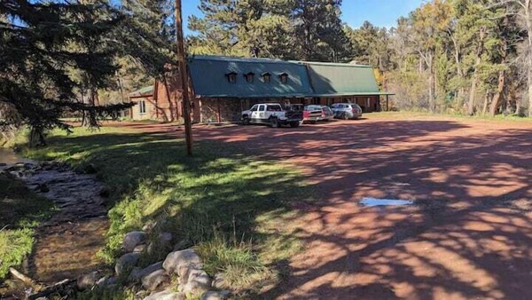 Lodge Room Twin (Room #8) - Wyoming