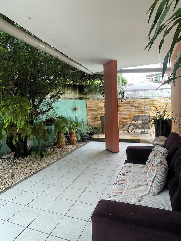 Holiday Home With 3 Bedrooms, Garden, Swimming Pool, Barbecue, 4 Parking Spaces - Fortaleza
