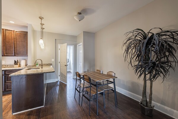 Cozy Spacious House 3br In Dc Near Transportation - Washington Navy Yard, DC