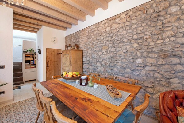 Holiday Home 'Haus Siloah Grole Di Desenzano' With Private Garden And Wi-fi - Sirmione