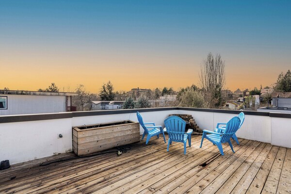 The Rooftop Blue Haven Home W Firepit - Seattle, WA