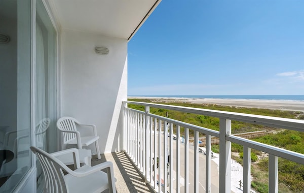 6201 Ocean Ave, Unit 511 - The Nassau Inn - Cape May