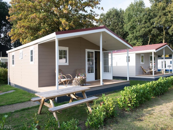 Bungalow With A Terrace At Bedafse Bergen - Uden