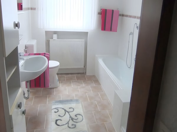 Ferienwohnung Neuenrade Mit Gemeinsamer Terrasse, Gemeinsamem Garten Und Wi-fi - Altena