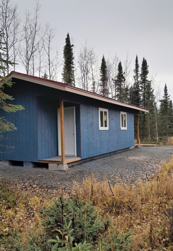 Silver Cabin  Dry Cabin With Bunks | Fish On! - Alaska